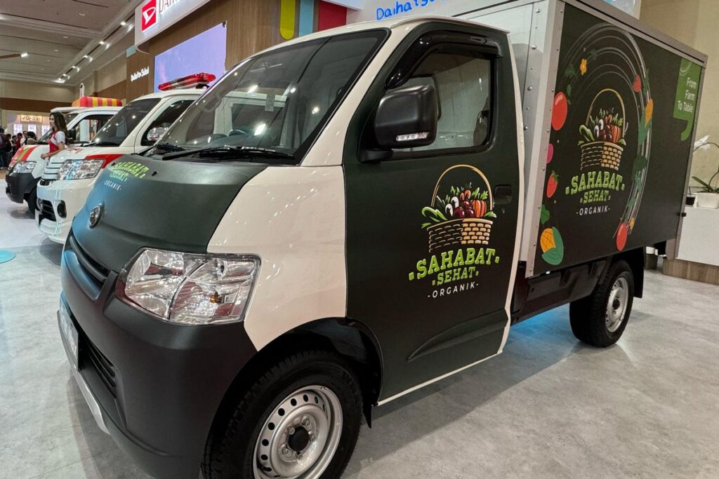 Daihatsu Gran Max Multiguna di pamerkan Pada Giicomvec 2024 - Daihatsu ...